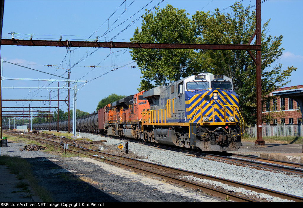 CREX 1308 CSX Train K138 Crude Oil Loads